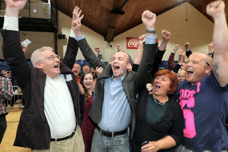 Higgins feels an earthquake in Tallaght | Irish Independent
