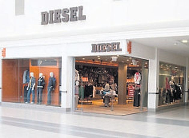 Diesel opens at Crescent | Irish Independent