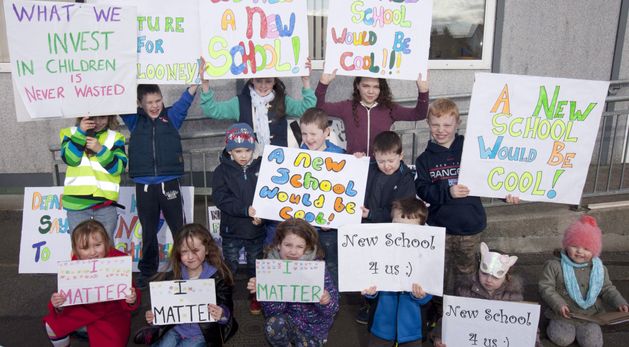 Collooney marches for school | Irish Independent