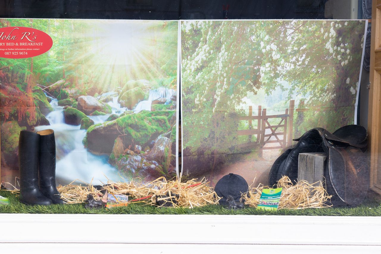 Photos show Kerry businesses embracing Listowel Races with eye-catching ...