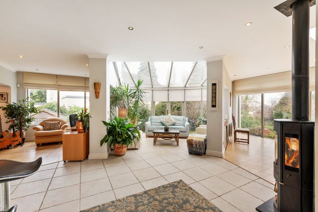 How a family in Dundrum revived their prize-winning 1930s Art Deco home ...