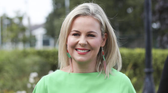 Senator 'extremely sorry' after further tweets show that she repeatedly ...