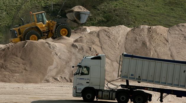 Glencore shares tank after mining giant hit with US subpoena in money ...