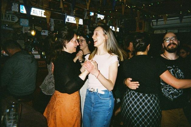 I went céilí dancing in Galway for the first time – here’s what I found ...