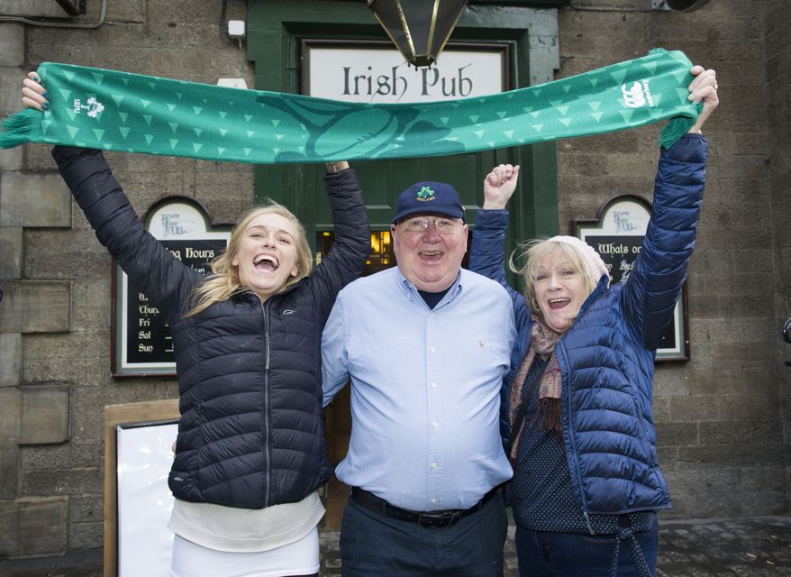Gallery: Irish fans land in Scotland ahead of Six Nations clash | Irish ...