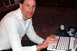 'Ask yourself this when you’re scrolling' - Performance psychologist ...