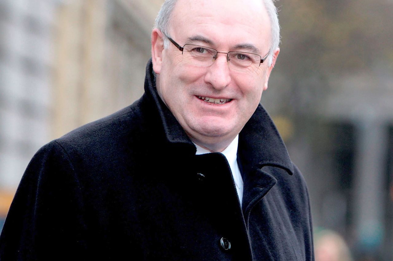 Handsome pay and perks for Big Phil Hogan | Irish Independent