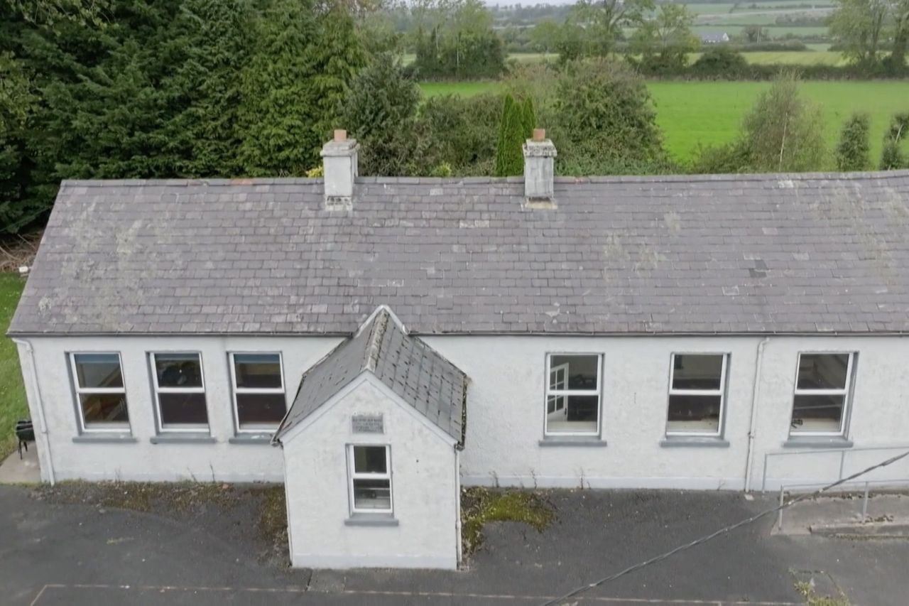 Co Wexford couple transform Victorian schoolhouse into a modern home on ...