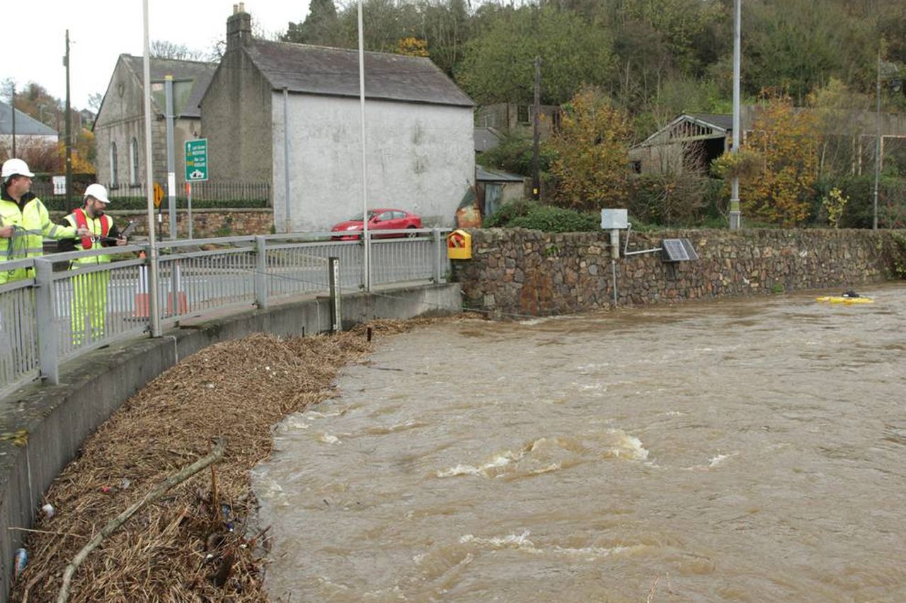In Pictures: Flooding causes chaos nationwide | Irish Independent