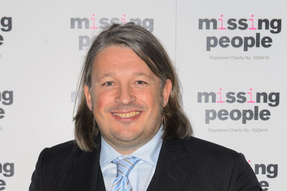 Comedian makes £80,000 for Refuge while tweeting date of International ...