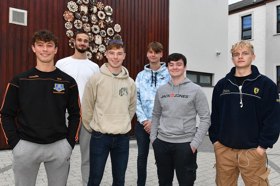 Grammar school graduates return for tea | Irish Independent