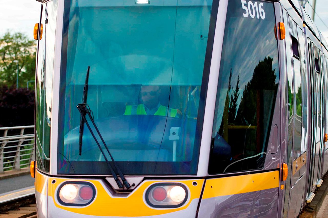 Cameras to stop cars breaking Luas lights | Irish Independent