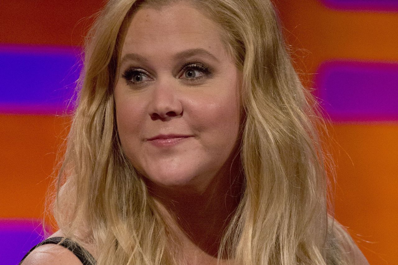 Amy Schumer Reveals Why She Believes Online Critics Dont Like Her