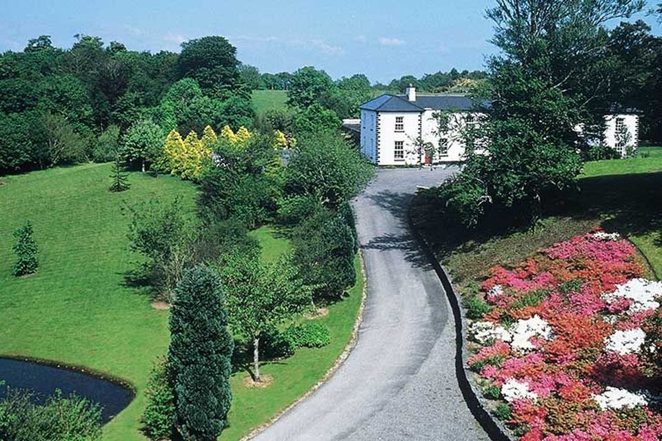 Rosscahill Ross Lake House Hotel Galway fire: Quiet community now ...