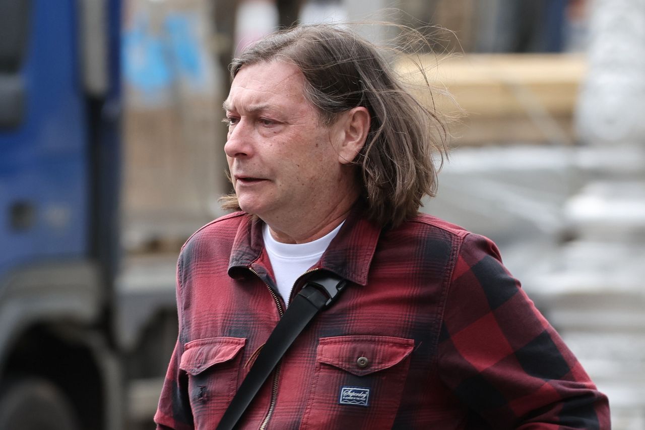 Drunk roared racist abuse at security guards after refusing to leave O ...