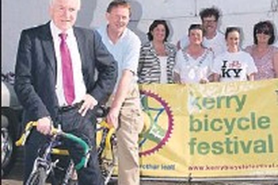 Local politicians launch Kerry Bicycle Festival | Irish Independent