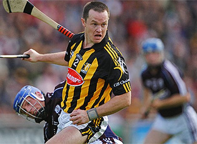 Cats stalwart Kavanagh still pondering future with Cody's squad | Irish ...