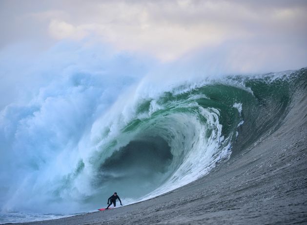 Surfers tackle 40 feet high waves off Mullaghmore, County Sligo | Irish ...