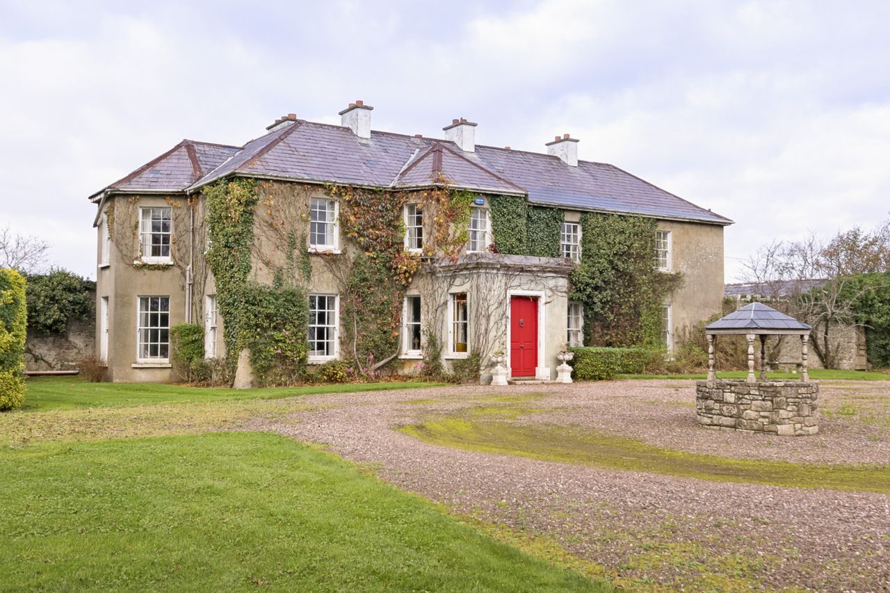 Seven-bedroom Georgian home with sea views selling for €250,000 | Irish ...