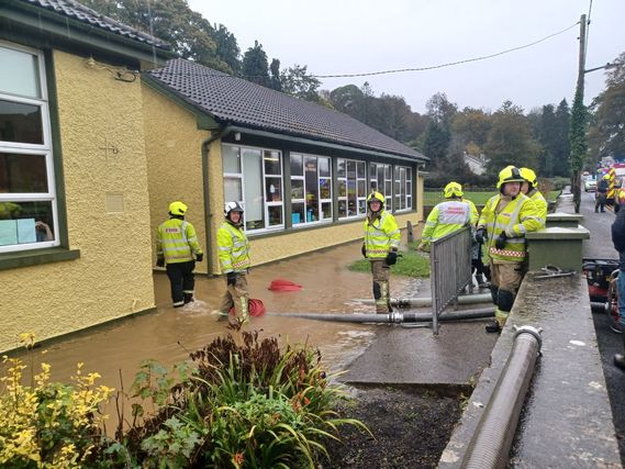 Flood fears Met Éireann issues rain warnings for 17 counties in Ireland ...