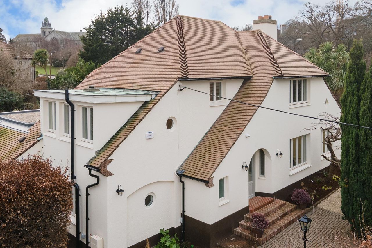 The ‘All Electric House’ of 1935 restored at a cost of €1m | Irish ...
