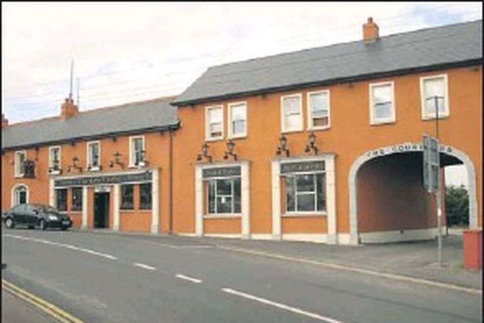 MEN ATTACKED COUPLE AT PUB IN FERNS Pay compensation, two attackers ...