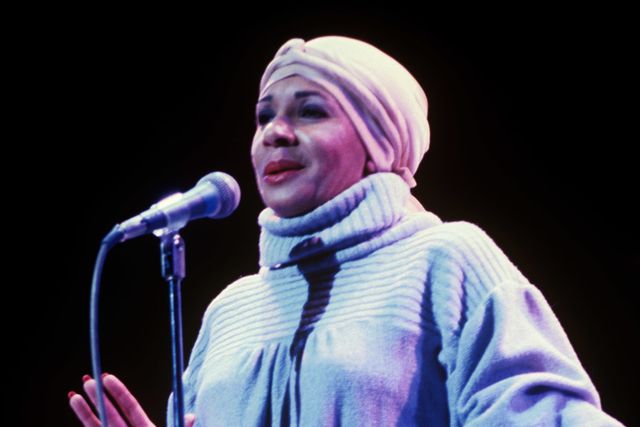 Shirley Bassey: My voice failed after death of daughter | Irish Independent
