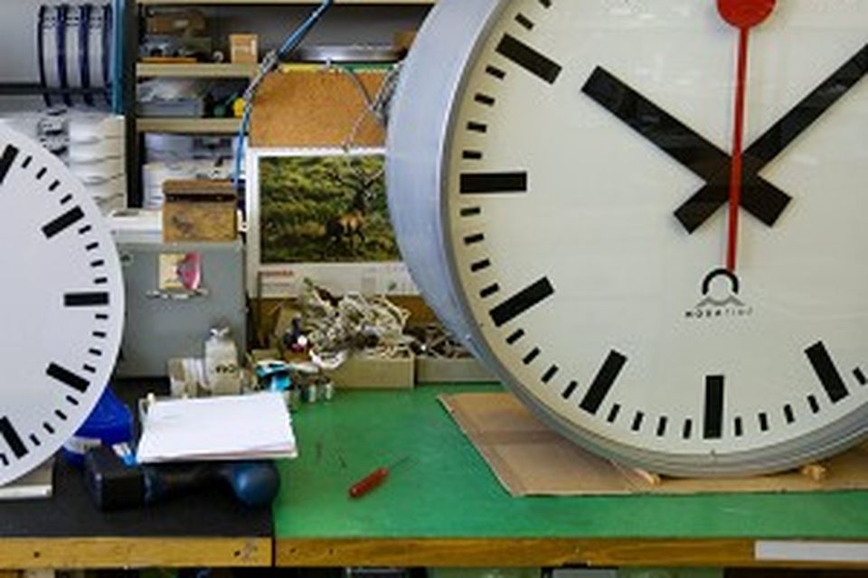 Apple 'copied Swiss clock design' | Irish Independent