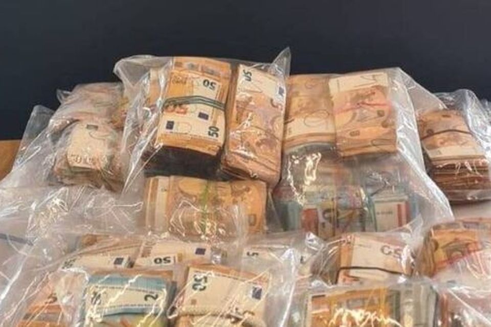 Women (40s) due in court following €500k cash seizure in Dublin | Irish ...