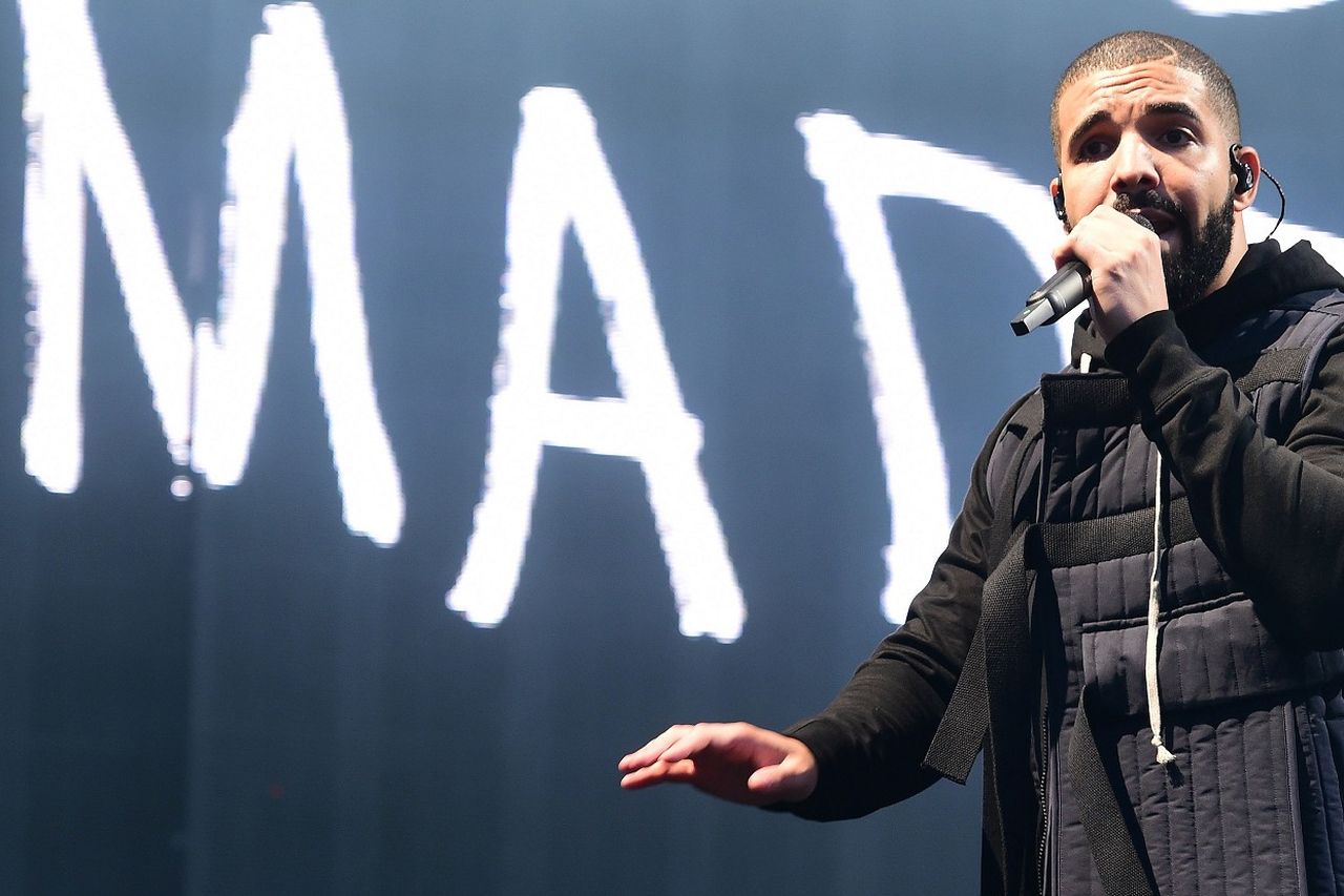 Drake doubles down at Wireless | Irish Independent