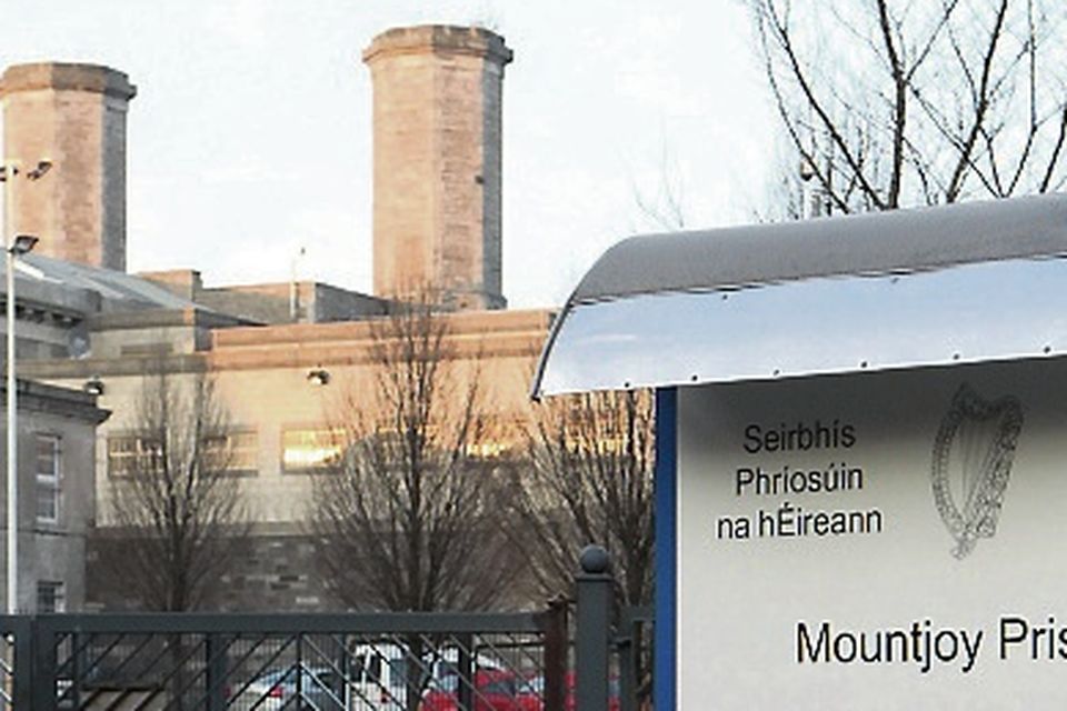 Three prison officers hospitalised after savage blade attack in ...