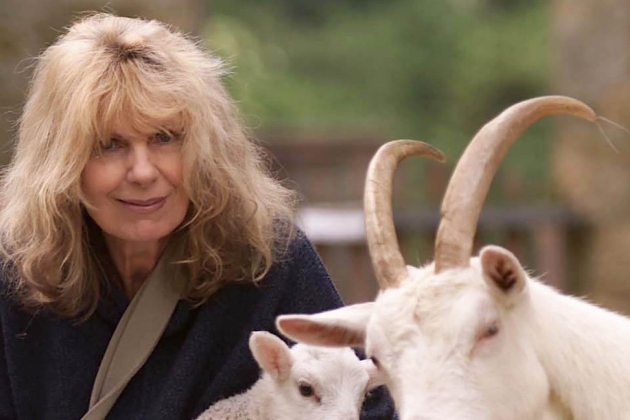 Carla Lane's stars bid her fond farewell at funeral of hit TV comedy ...