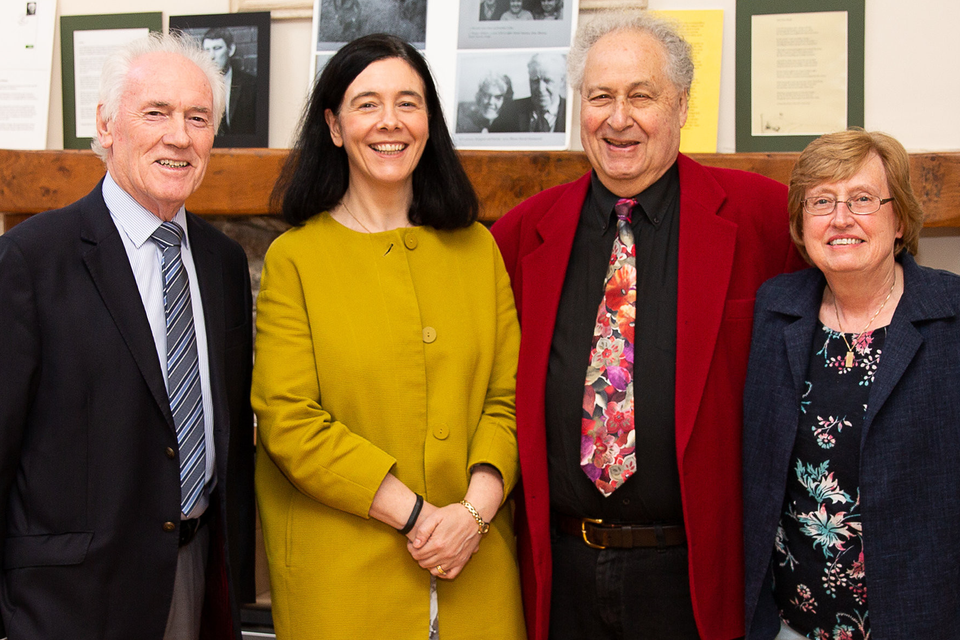 Ashford pays tribute to poet Seamus Heaney with exhibition | Irish ...