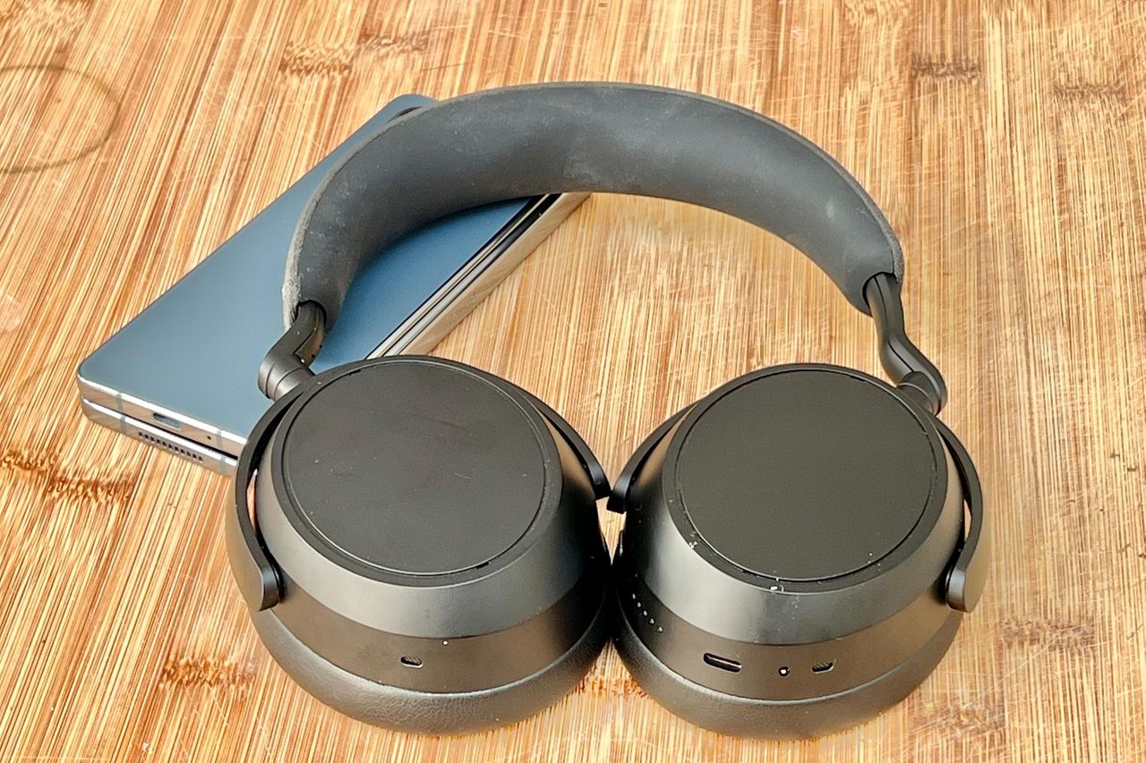 Review: Sennheiser ups its headphones game with Momentum 4 Wireless ...