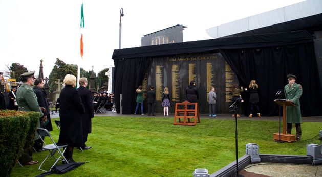 Memorial to victims of 1916 Easter Rising unveiled in Glasnevin ...