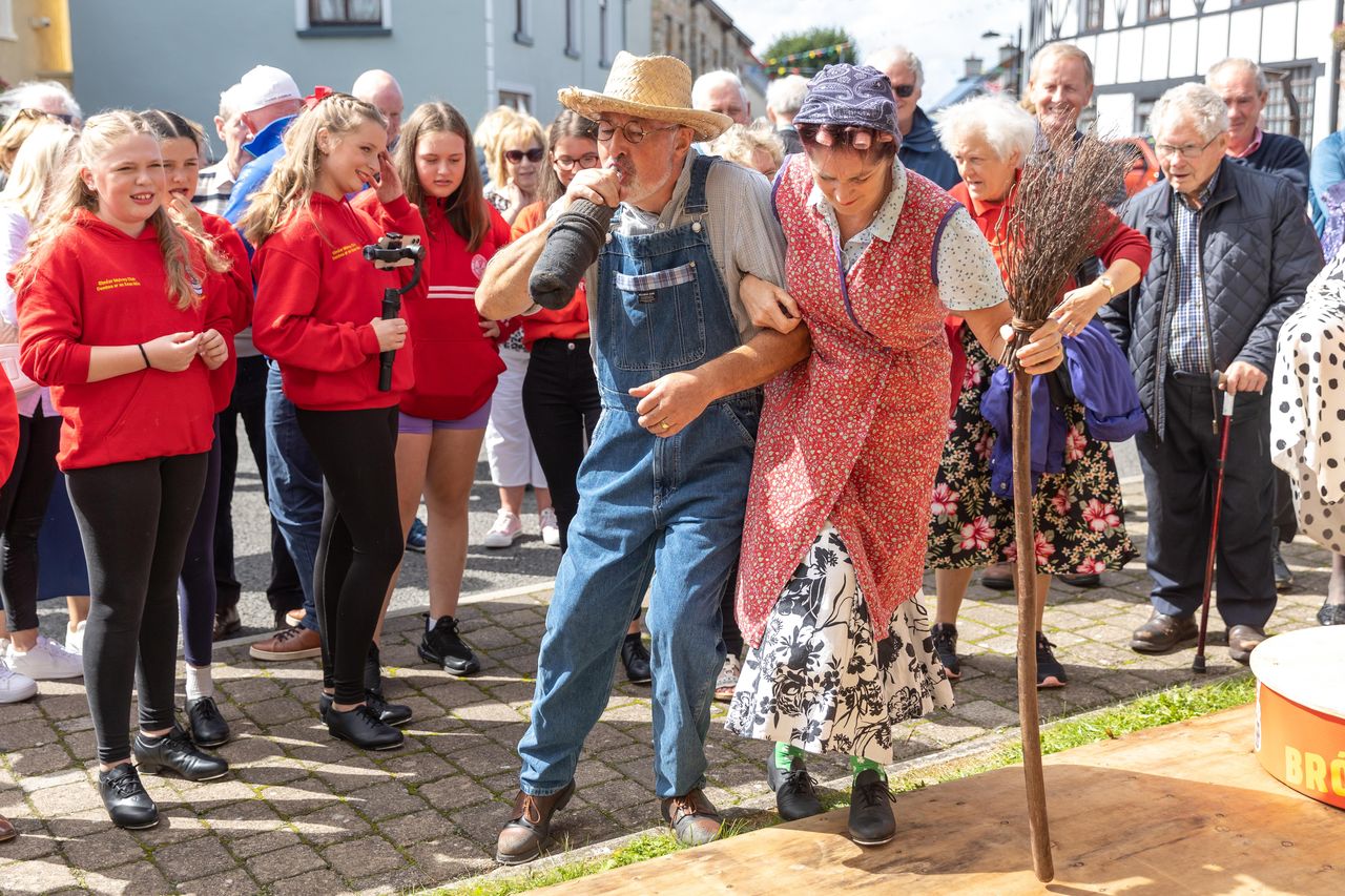 Pictures show musicians and dancers at Riverstown’s James Morrison ...