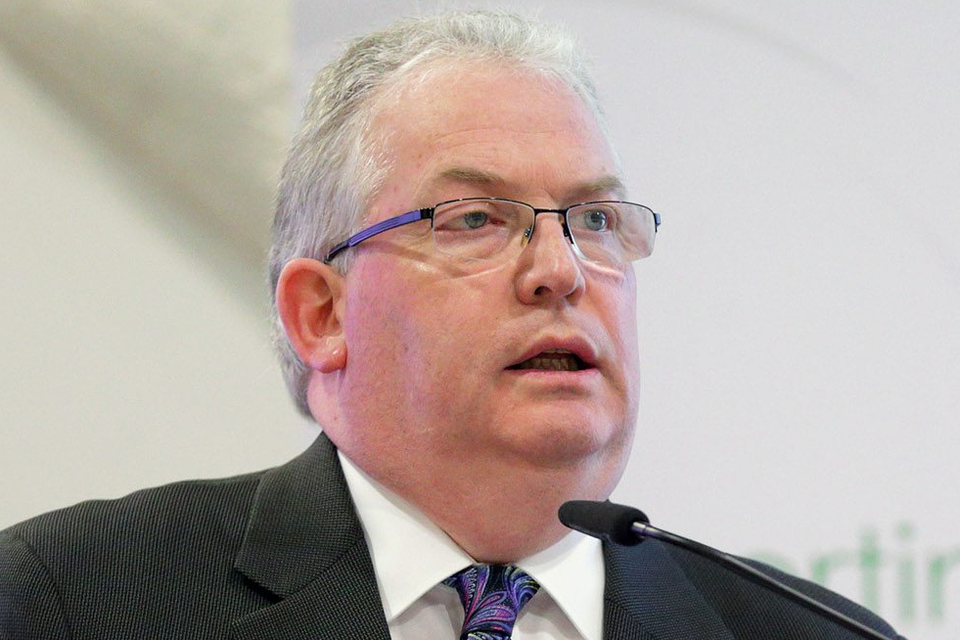 HSE forks out €8m every month on staff lump sums | Irish Independent