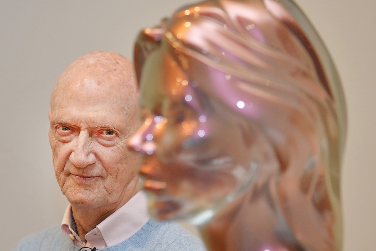 Artist Allen Jones revisits Kate Moss for latest exhibition | Irish ...