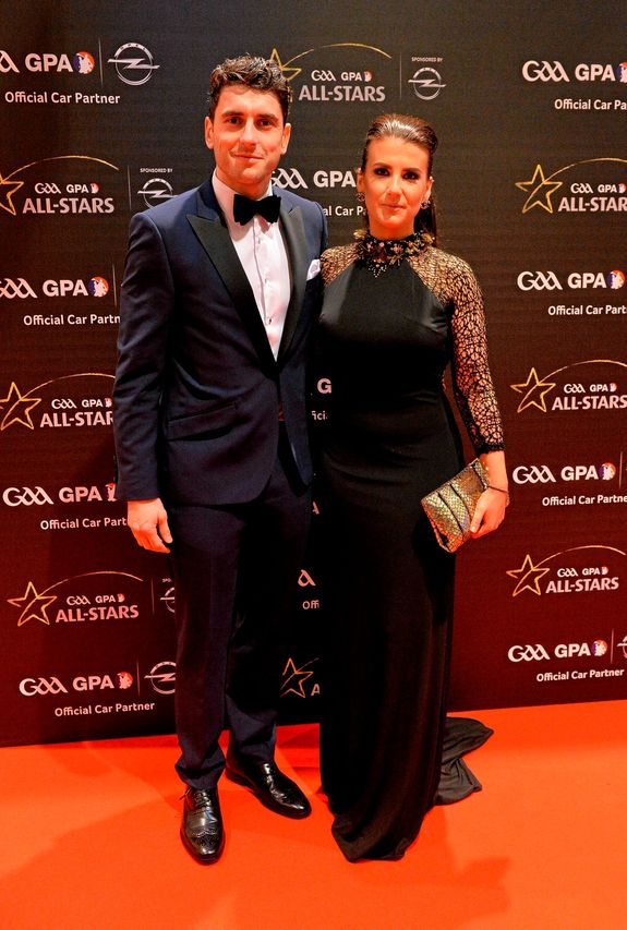 Dublin GAA star Bernard Brogan pops the question to PR girl Kiera ...
