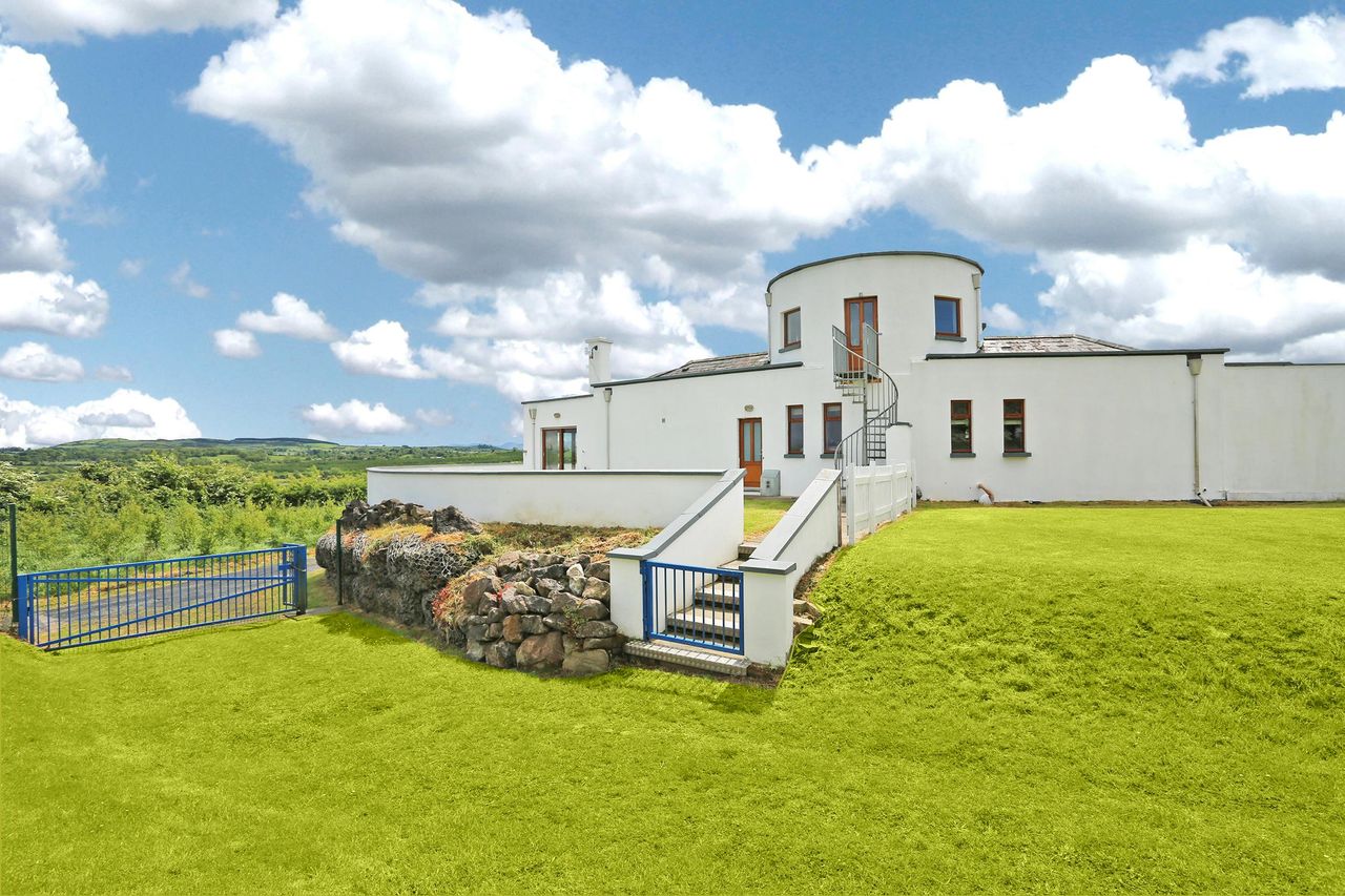The home built into the earth in Co Limerick | Irish Independent
