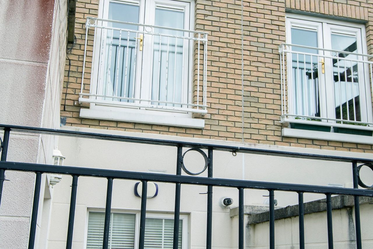 'The whole nation was praying' - Emma (2) survives third-storey window ...