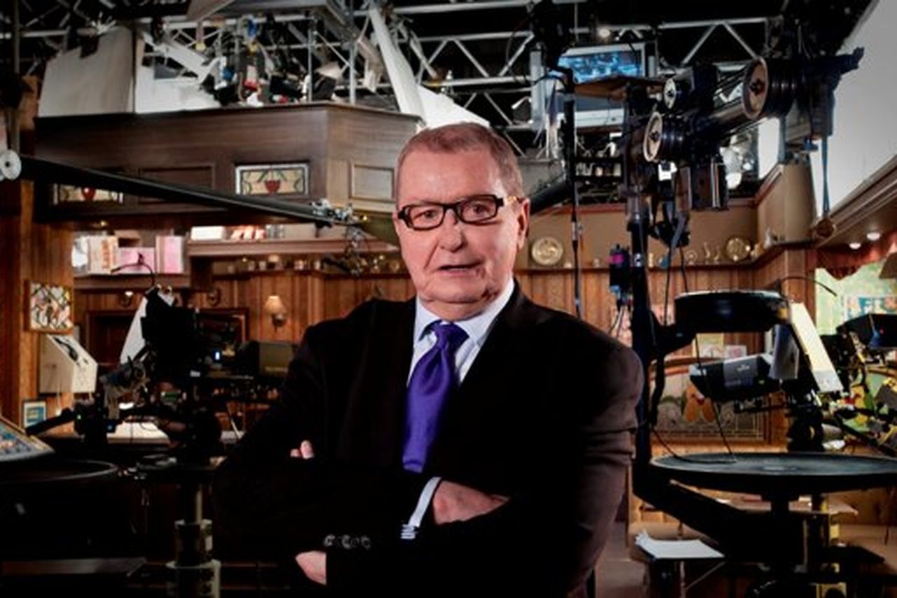 'Father of Coronation Street' Tony Warren dies at 79 | Irish Independent