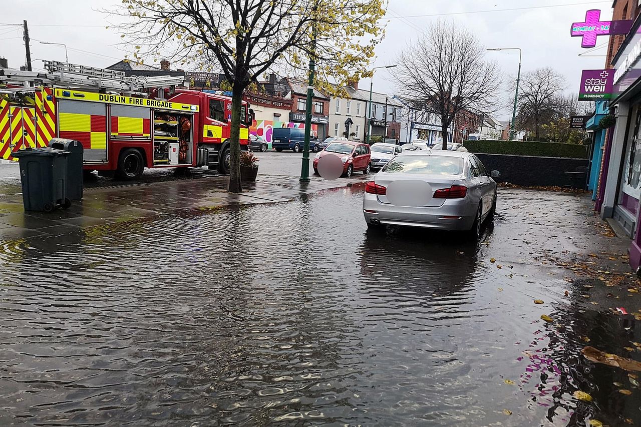Storm Barra in Dublin: Flight diverted, flooding and trees down | Irish ...