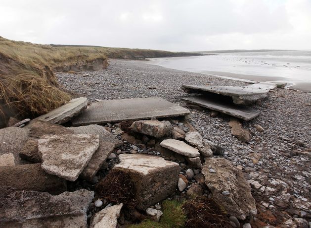 Road safety warning issued in advance of Storm Fergus with strong winds ...