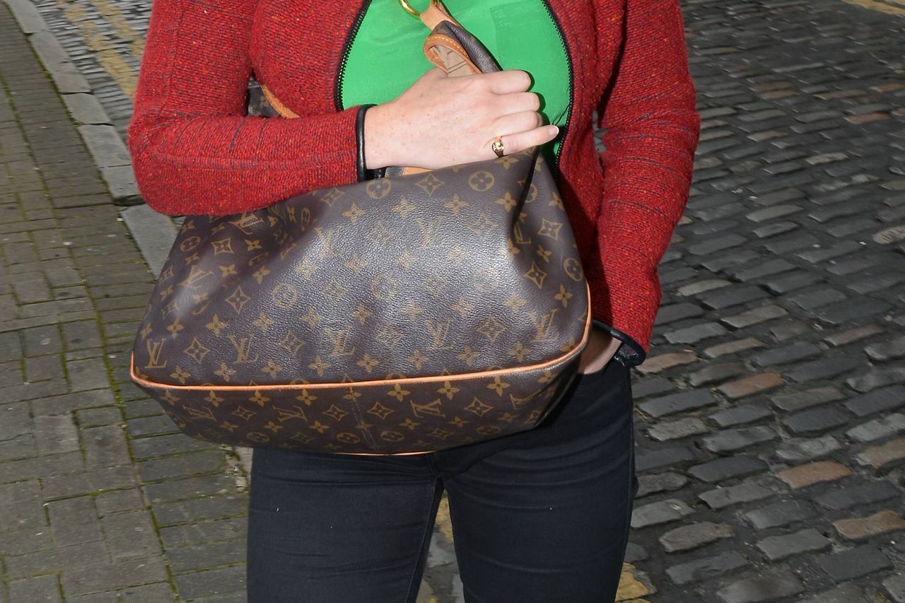 Why so shy? Mairead Farrell hides engagement ring after wedding ...
