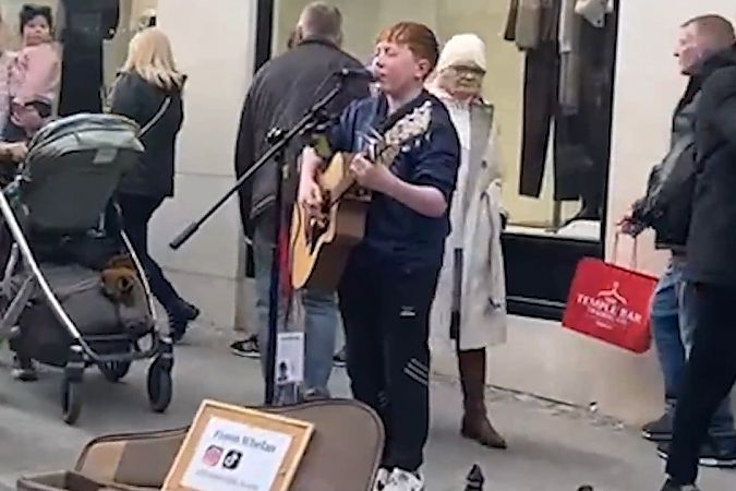Busking Wicklow teen hoping to light up Late Late Toy Show | Independent.ie