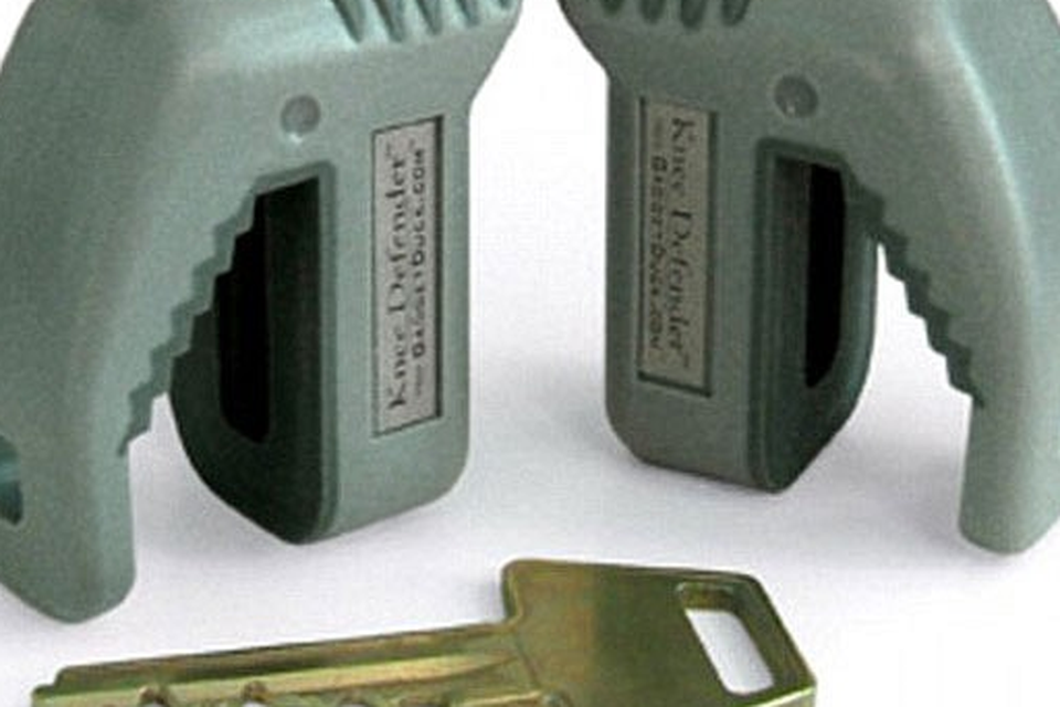 Legroom wars: the device that stops plane seats reclining | Irish ...