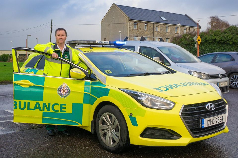 John Kelliher retires from hugely rewarding ambulance career in Kerry ...