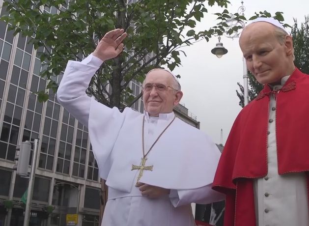WATCH: Wax figures of the Pope travel around Dublin in refurbished 1979 ...