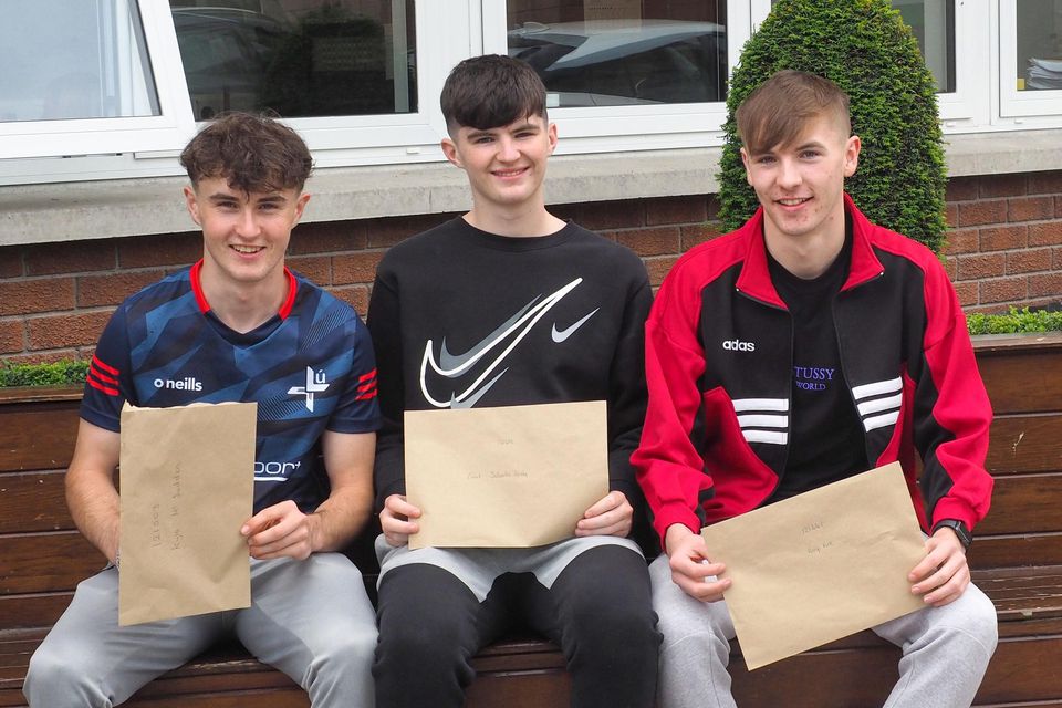 Dundalk students delighted with Leaving Cert results | Irish Independent